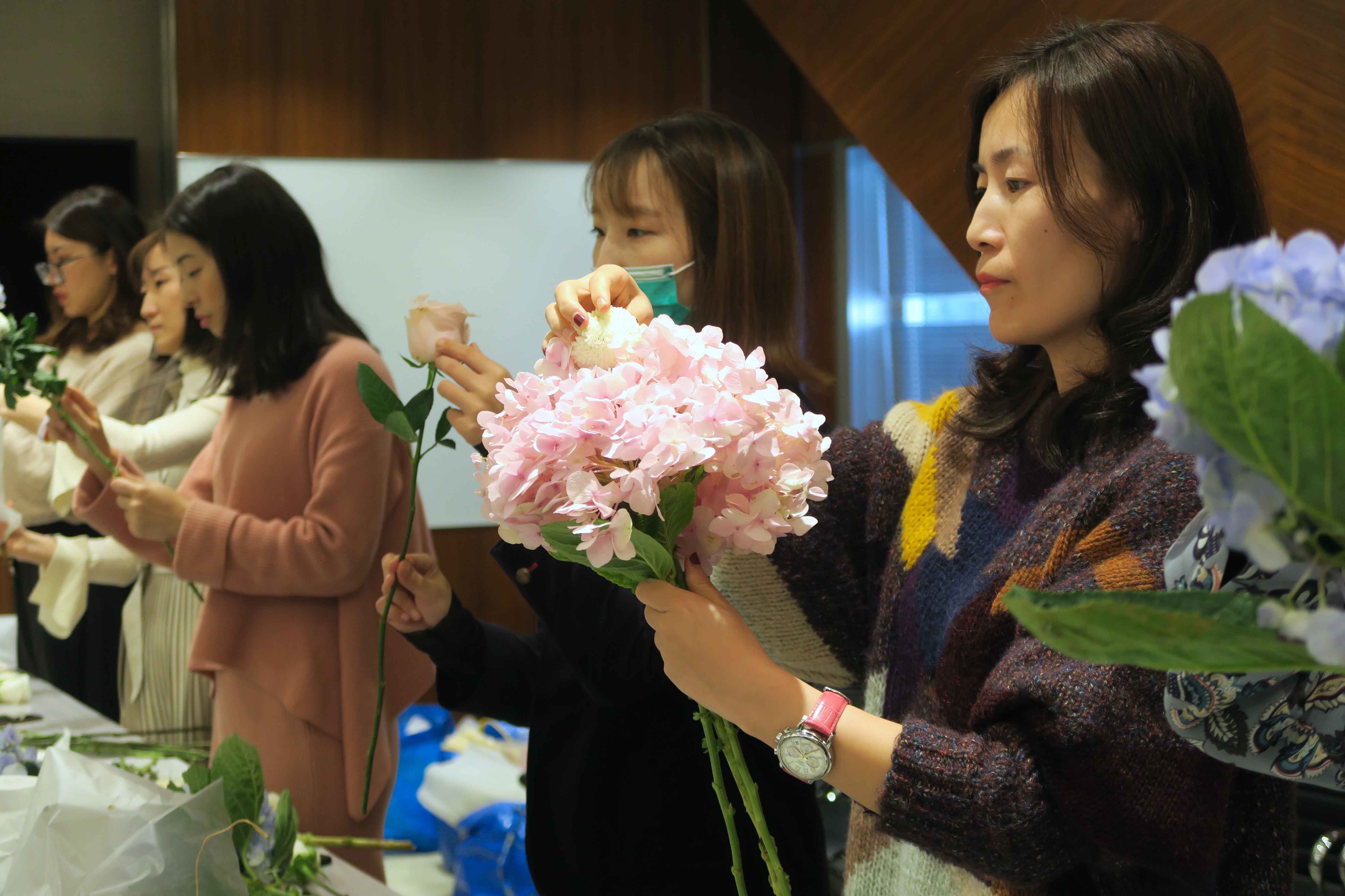 鮮花插花班:精緻韓式花束花藝班 | JOLLYHUB